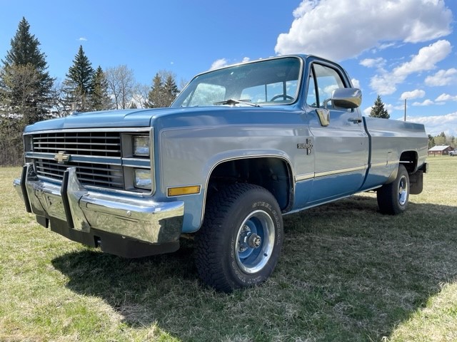 1984 CHEVROLET SILVERADO 4X4 | Classic Cars & Trucks in Canada
